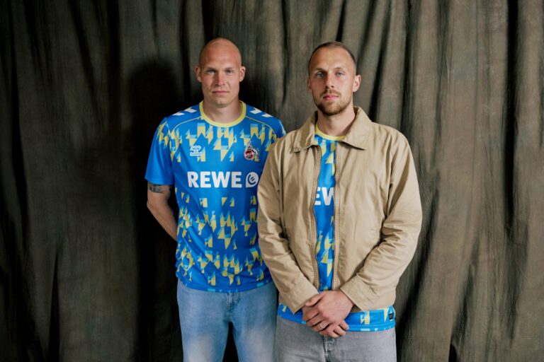 1. FC Köln 2025-26 GK Kit – J. FOOTBALLER